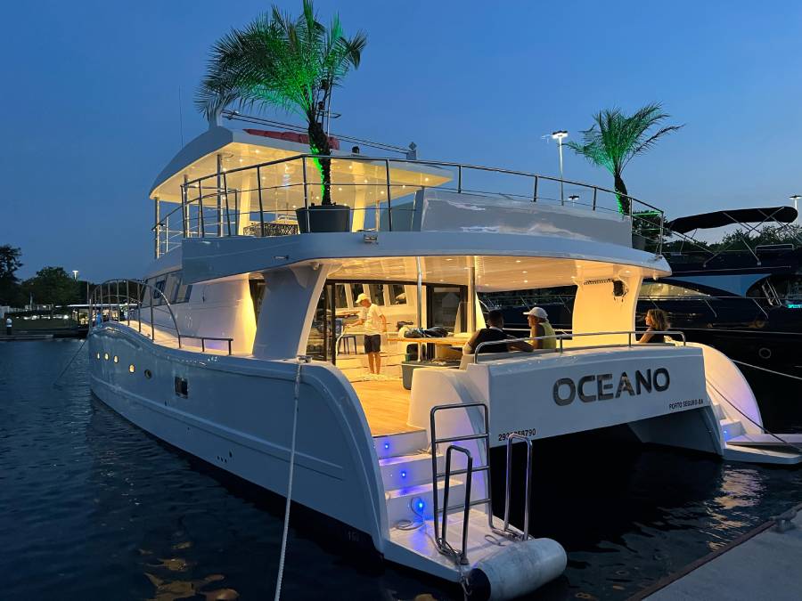 Catamaran Oceano 72 – Lobster Boat Rio